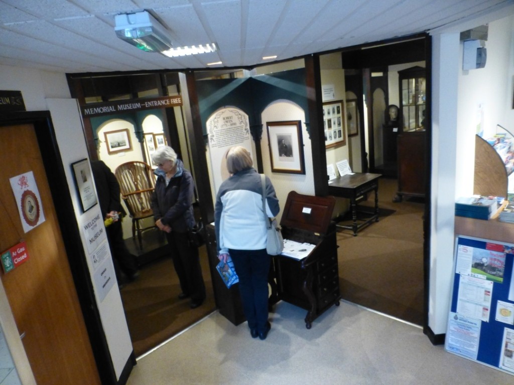 Virtual museum tour - Robert Owen Museum